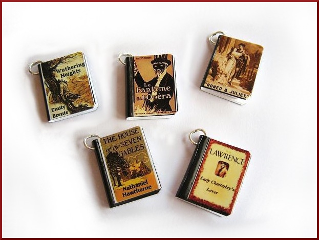 Set Of 5 Romantic Classic Inspired Mini Book Charms on Luulla