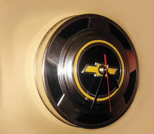 Retro Industrial Decor Chevy Hubcap Clock Man Cave Decor on Luulla
